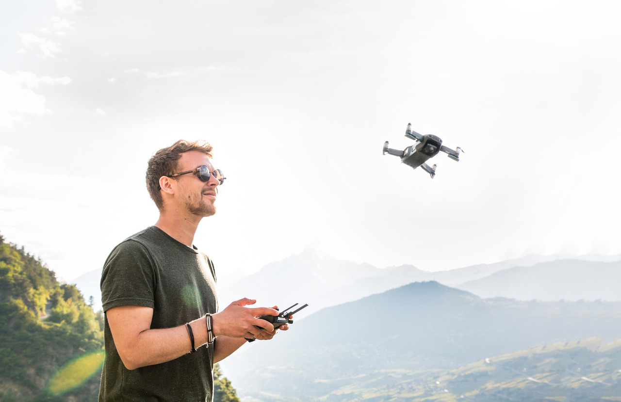 How to become a drone pilot? - Tacavpro.com